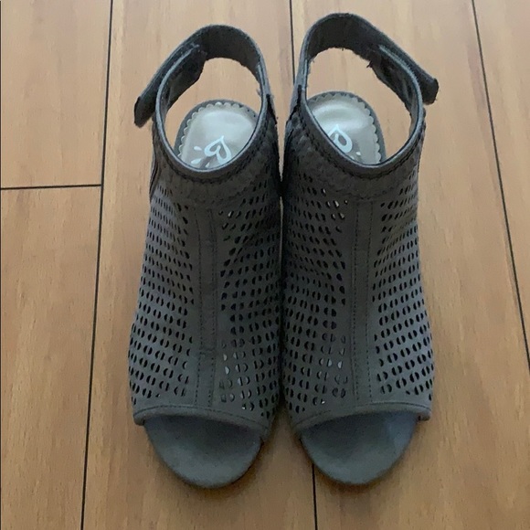 Justice | Shoes | Justice Girls Cutout Peep Toe Sandals | Poshmark